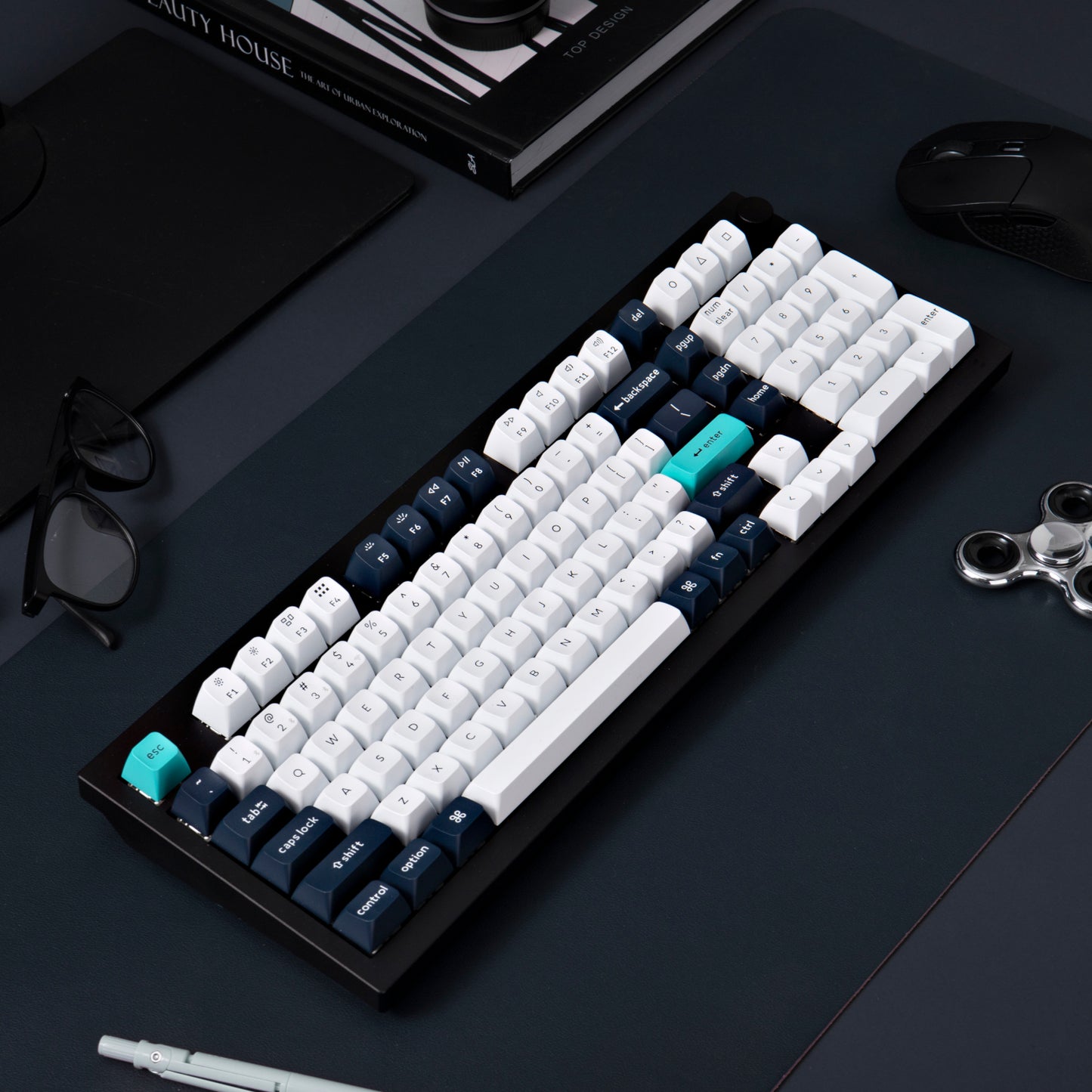 Keychron Q5 Max QMK/VIA Full-size Wireless Custom Mechanical Keyboard ...